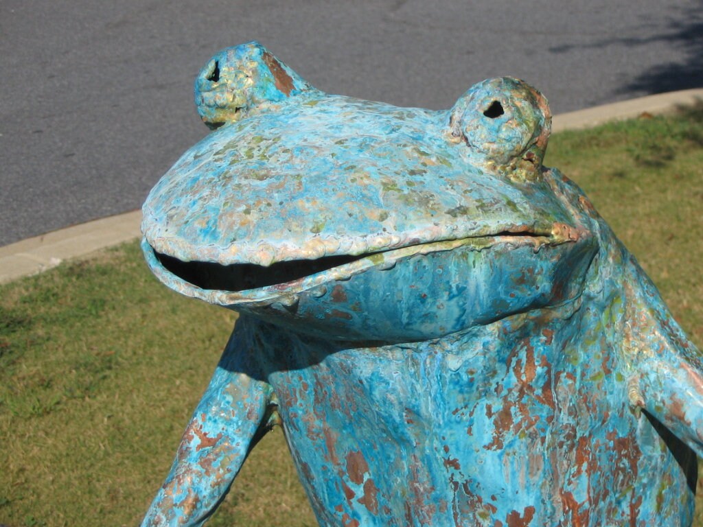 Waiting Tables Frog Sculpture Copper and Bronze by Beau Smith - Etsy