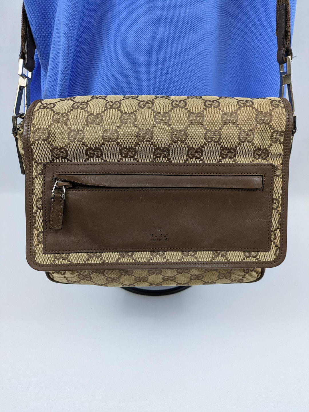 Vintage Gucci Brown GG Canvas Monogram Velcro Flap Crossbody Shoulder ...