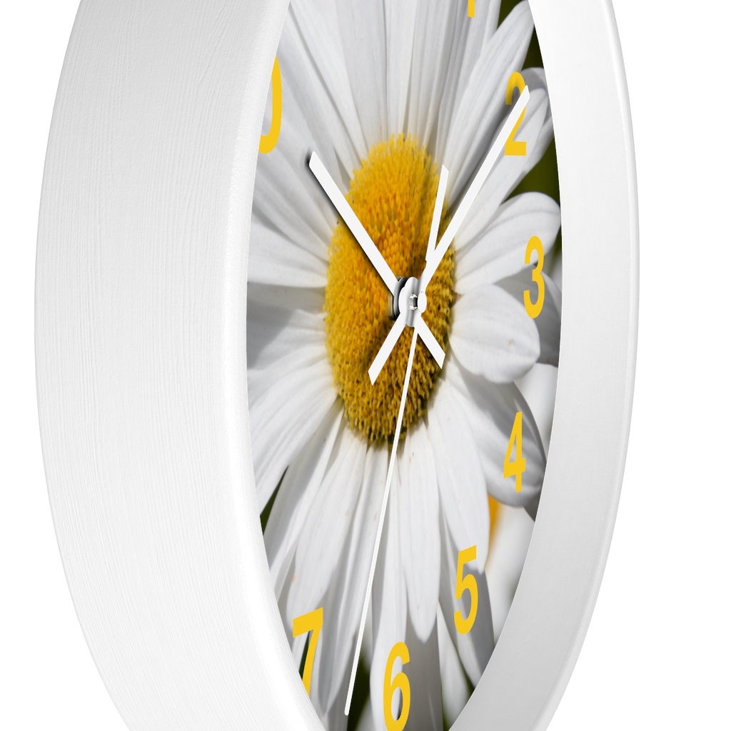 Daisy Wall Clock Unique Gift for Nature Lovers, Flower Lovers, Home ...