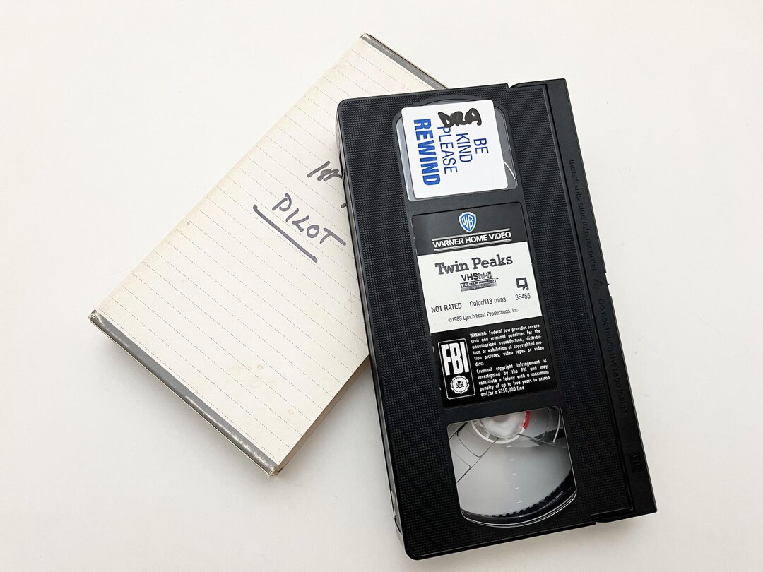 TWIN PEAKS Pilot VHS/ 1989 European Version 113 Minutes / Previous ...