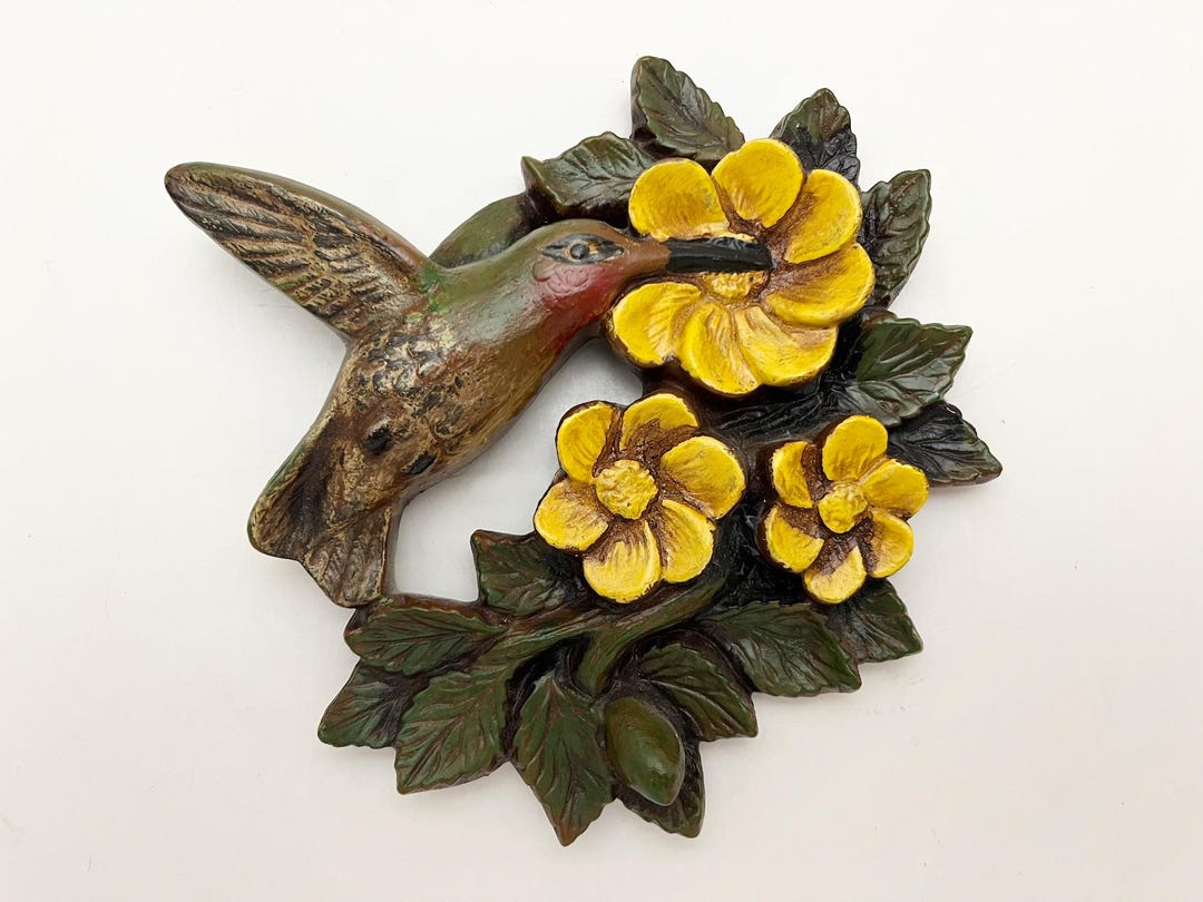 Vintage Chalkware HUMMINGBIRD Wall Plaque / Hand Painted - Etsy