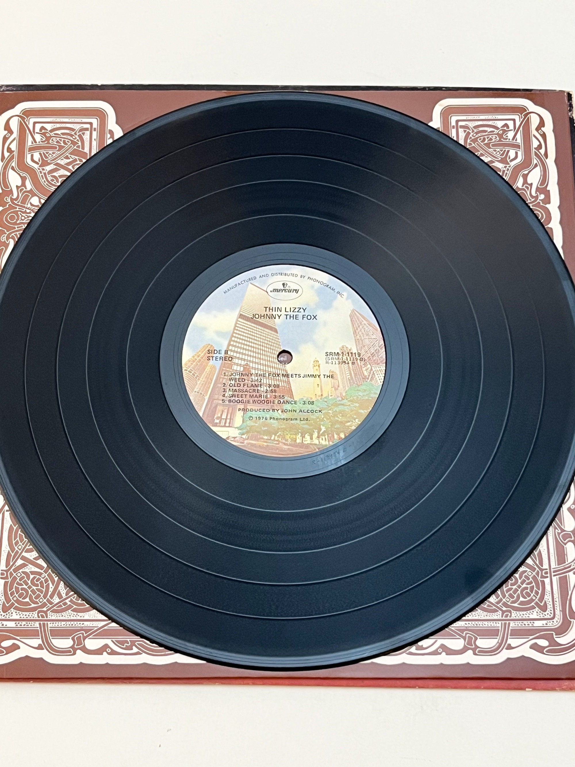 Thin Lizzy – Johnny the Fox / 1976 Indianapolis Pressing Vinyl ...