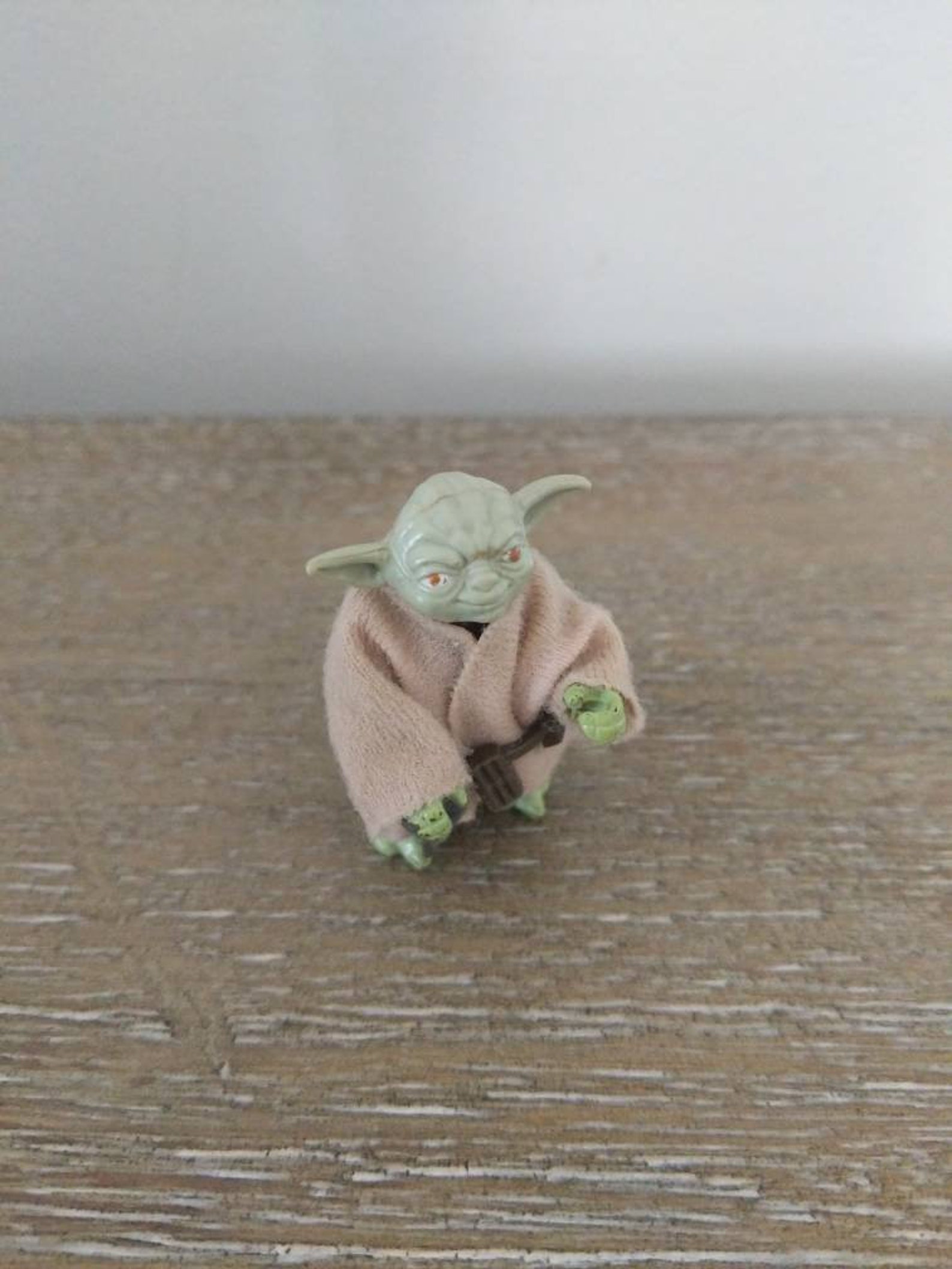 Original 1980 Yoda Action Figure, Orange Eyes Cape and Belt, Vintage ...