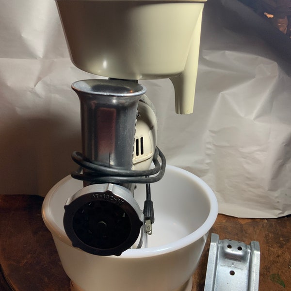 Vintage Stand Mixer - Etsy