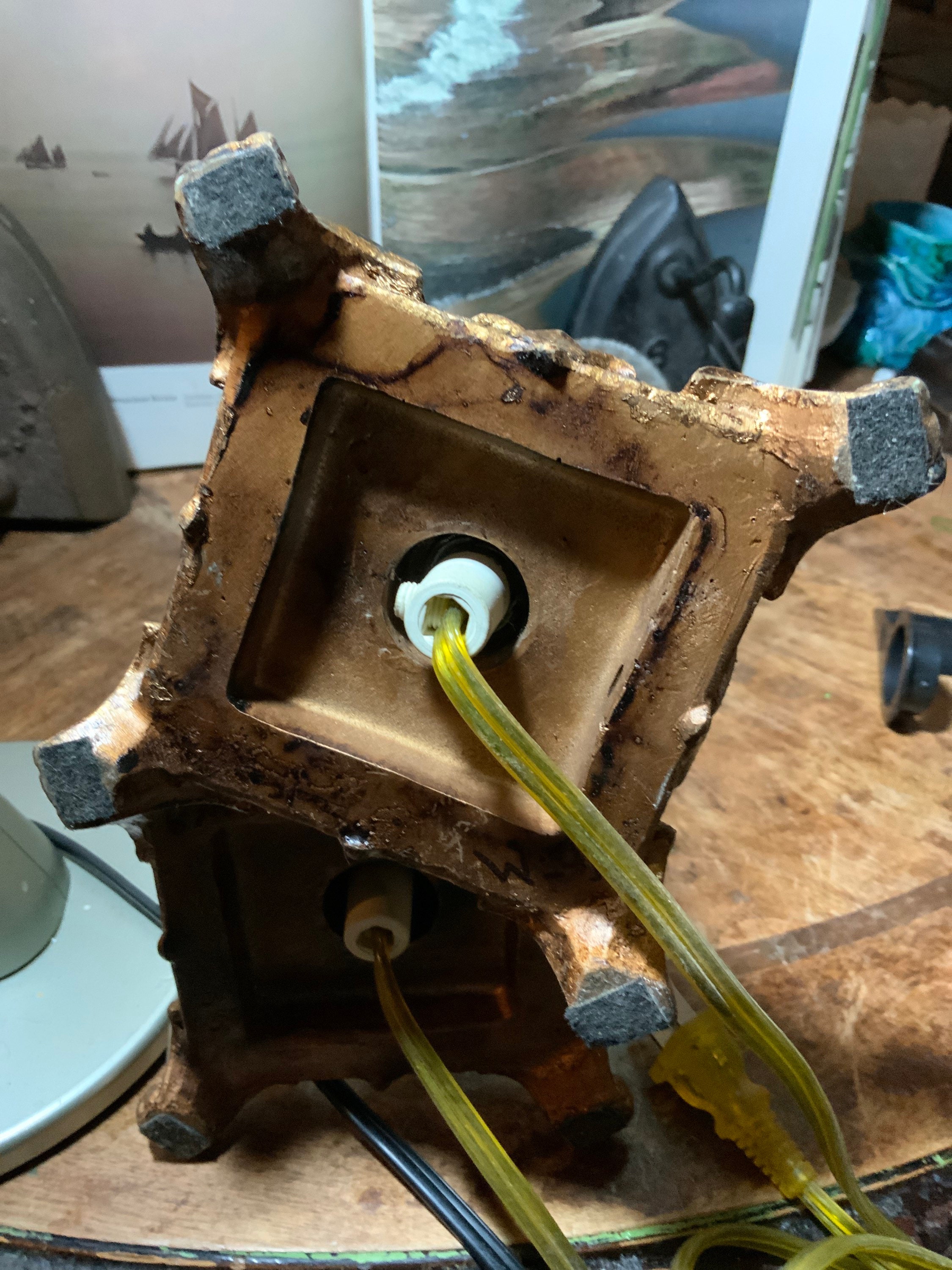 A Pair Of Ting Sheng TS-09G Mid-20th Night Lights W/ Thick Clear Light ...