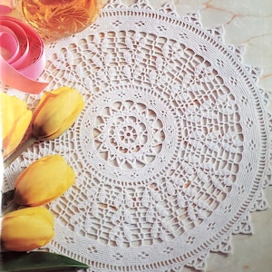 Crochet Book Featuring Virgin Mary Mother of Jesus Tableau,curtain ...