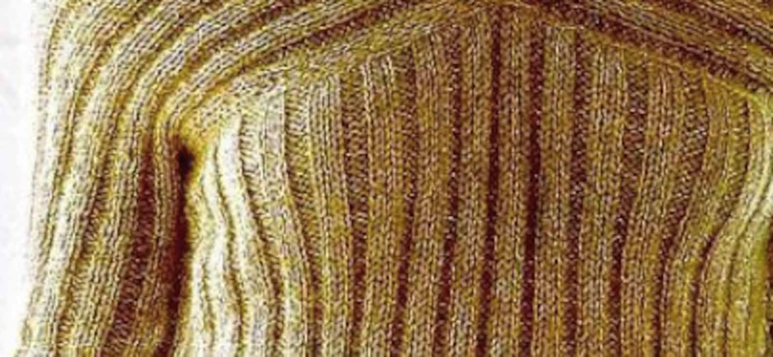 KNITTING PATTERN ⨯ off Shoulder Sweater Pattern, Gold Top Knitting ...