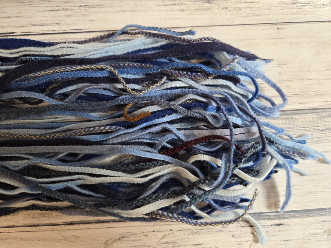 Blue Grab Bag, 100 #4 Blues Texture Bundle Rug Hooking Strips, Hand ...