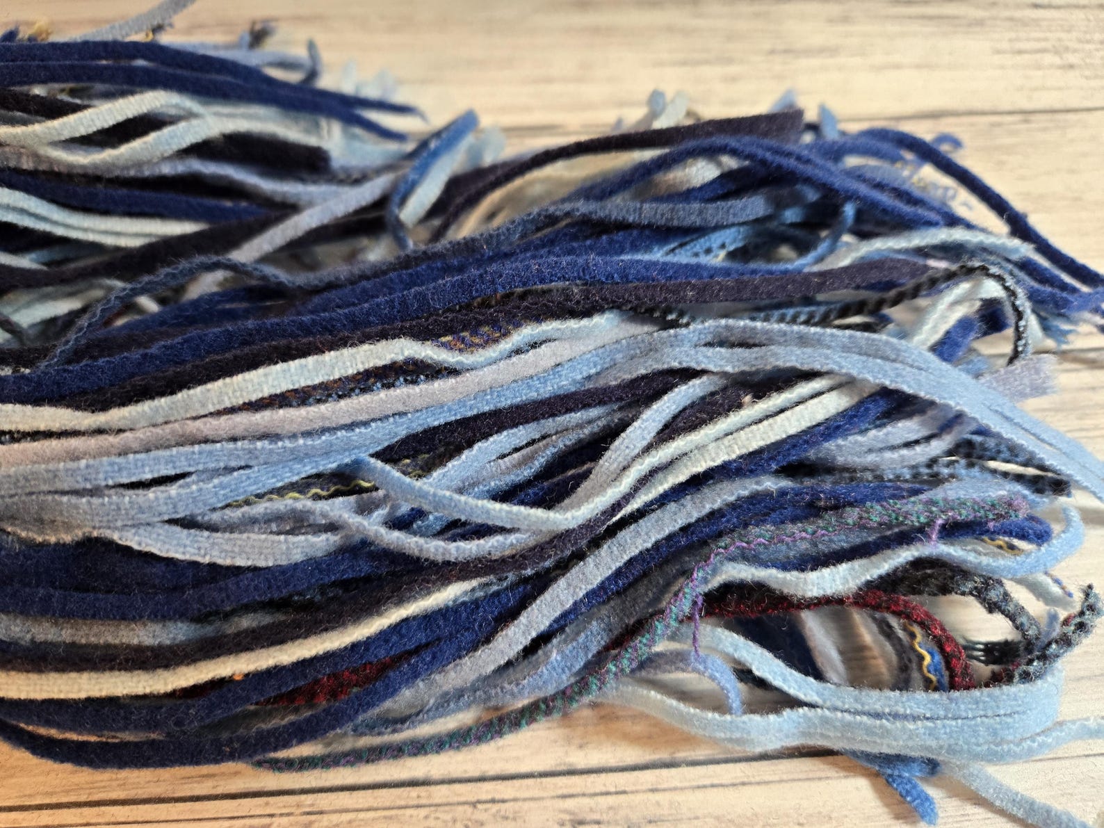 Blue Grab Bag, 100 #4 Blues Texture Bundle Rug Hooking Strips, Hand ...