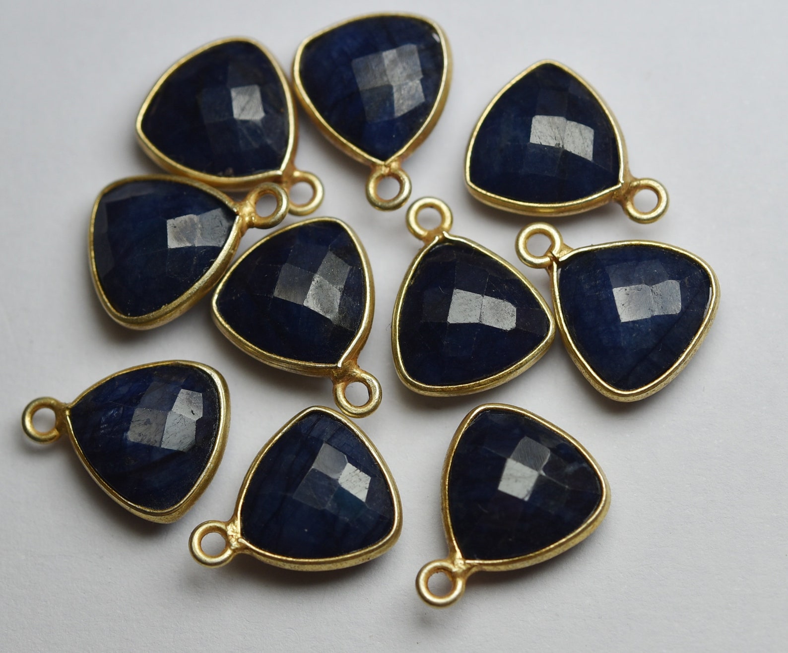 925 plata de ley color azul teñido natural rubí azul facetado | Etsy