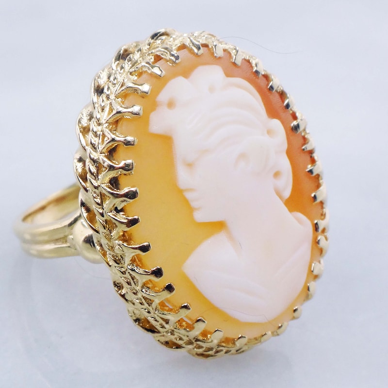 Gold Cameo Ring - Etsy