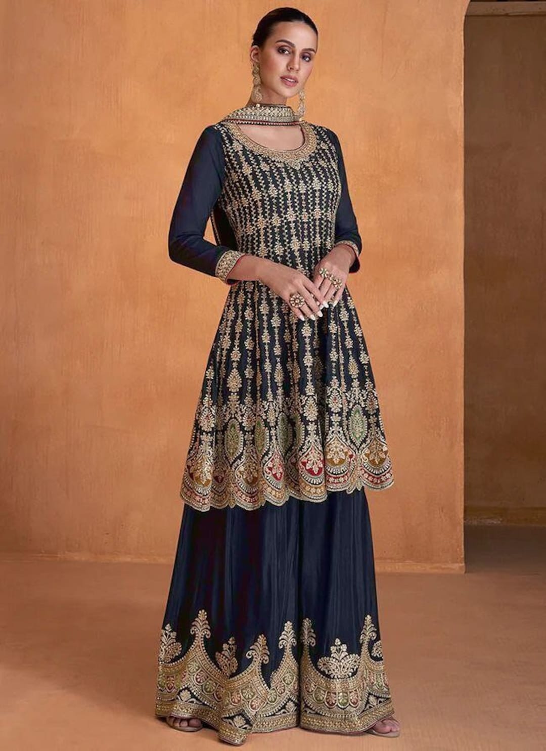 Black Sharara Suits for Women: Elegant Heavy Velvet Punjabi Wedding ...