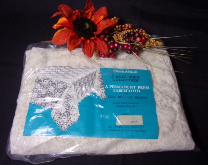 Vintage Beautique Kaye Walt Oval Lace Tablecloth, Factory Folded NOS ...