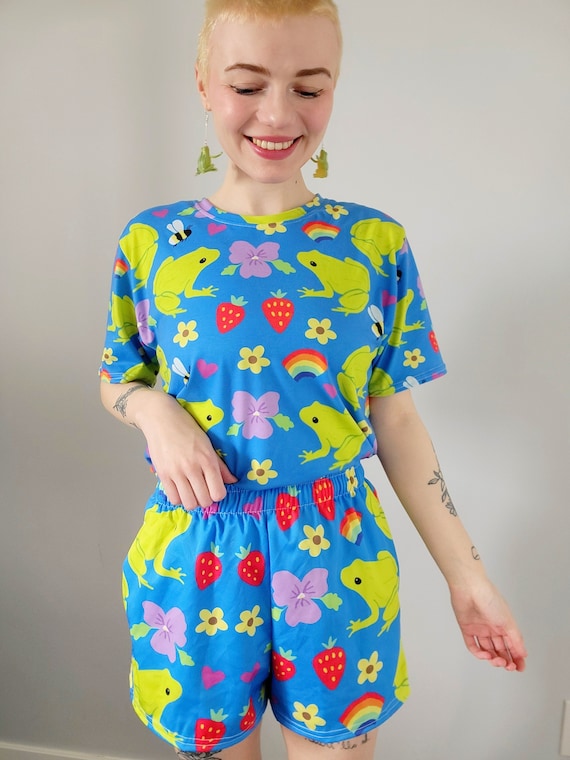 Frog Rainbow Strawberry Print Shorts Frog Shorts Nature | Etsy