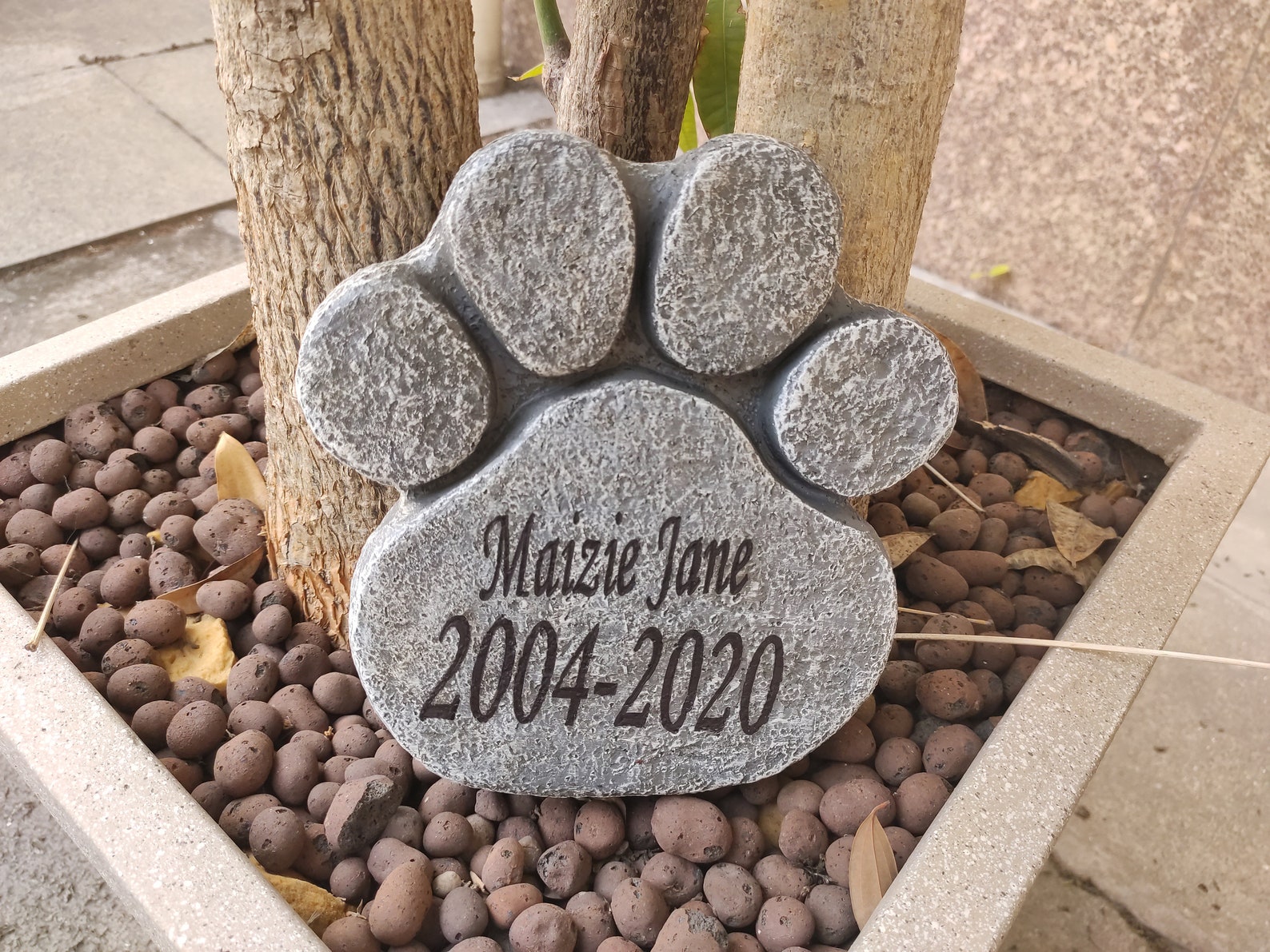 Personalized Pet Memorial Stone, Paw Print Garden Grave Marker - Etsy