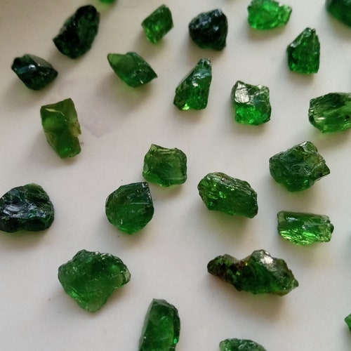 26.6GRAMS 50-55PCS Natural Tsavorite Green Grossular Garnet - Etsy