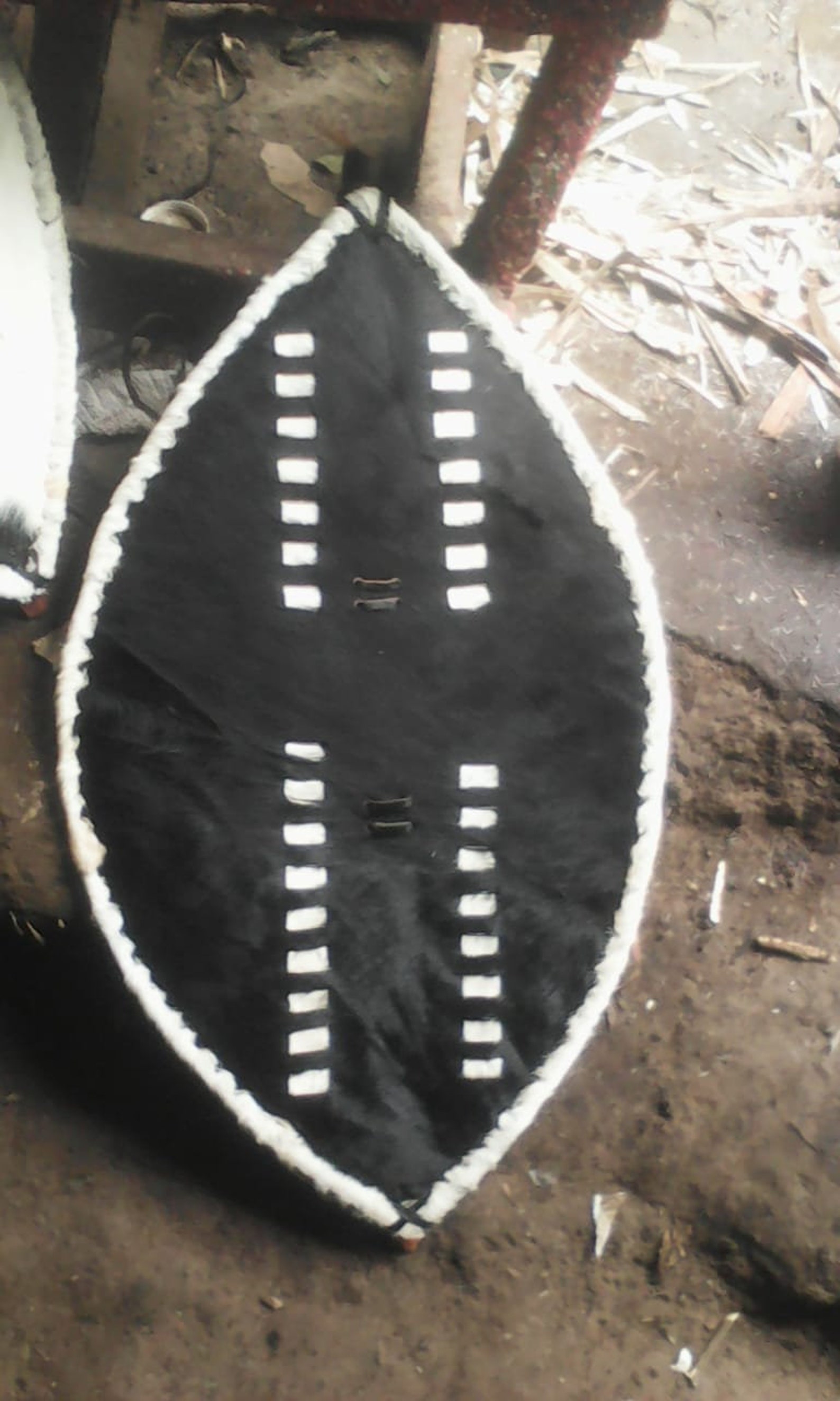 Original Zulu Warriors Shield Fully-functional Black or Brown & White ...