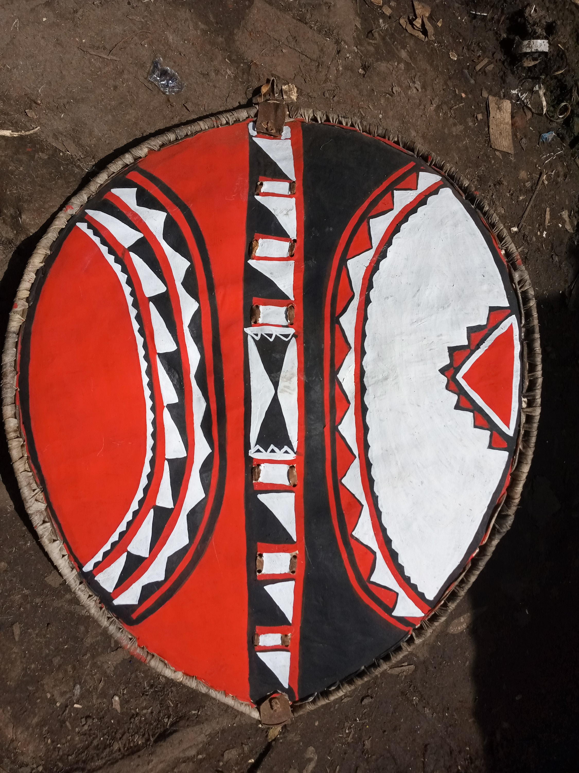 Original Maasai Shield Fully-functional Handpainted Cowhide - Etsy