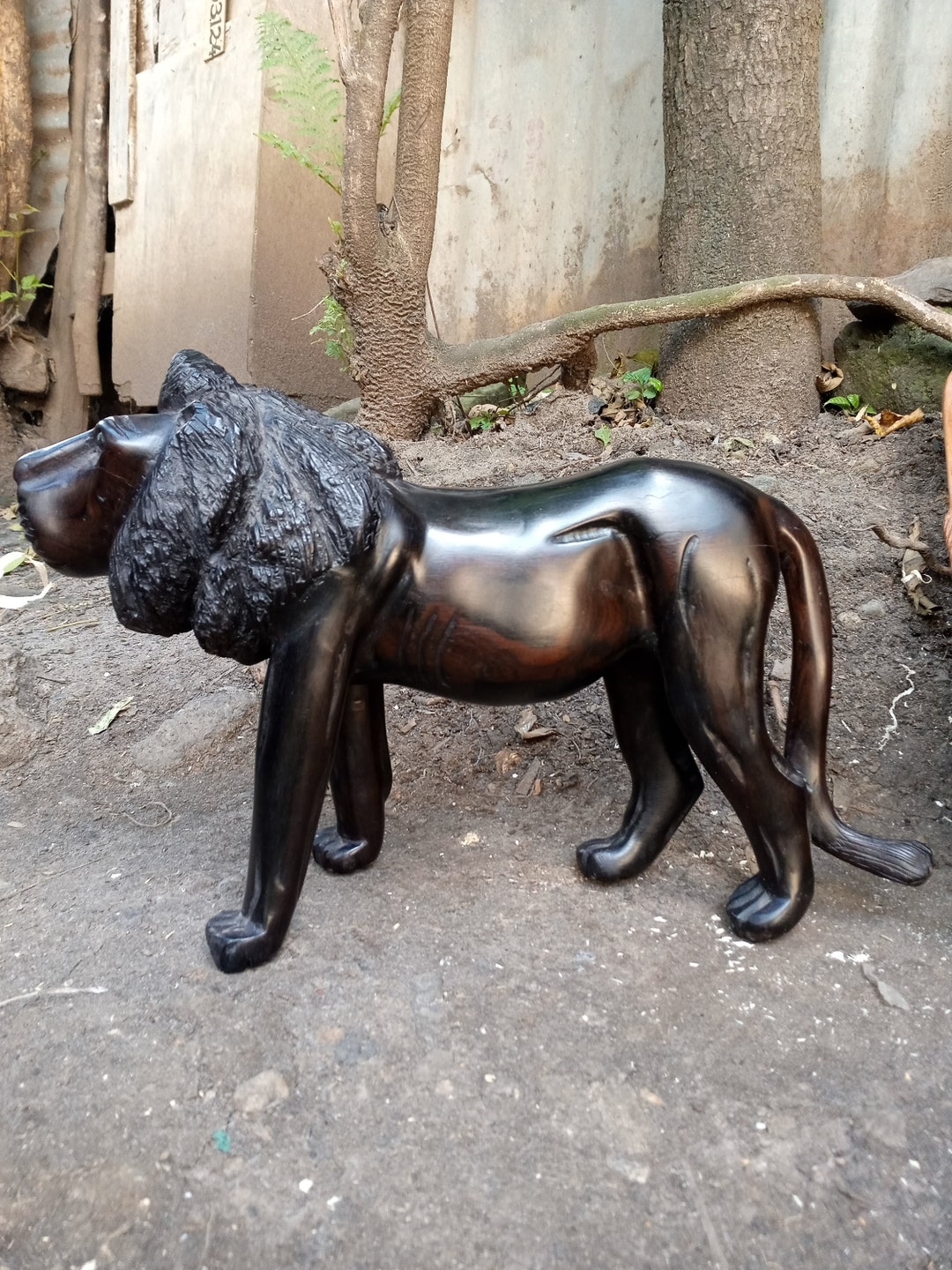 Solid Black/rosewood "lion Walking" Original Kamba Coffee Table Art ...