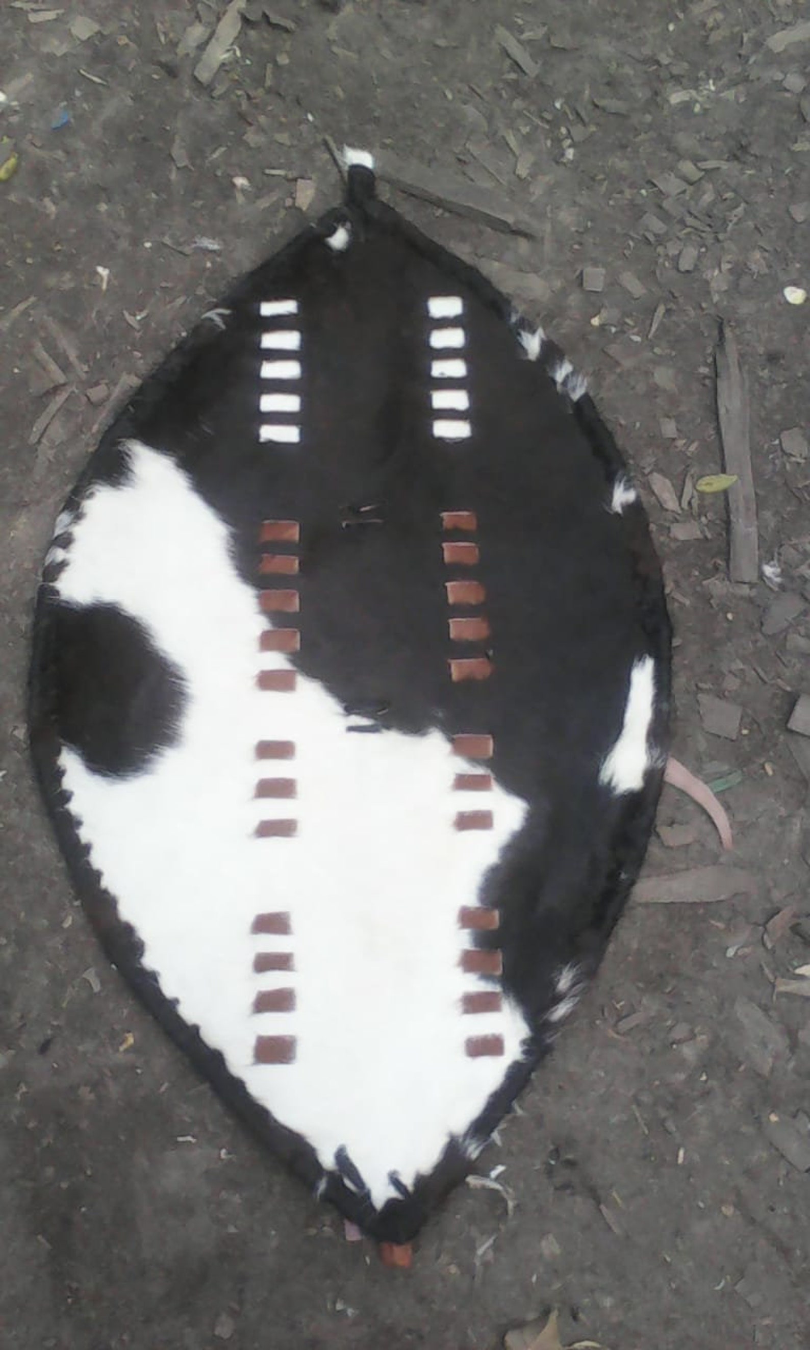 Original Zulu Warriors Shield Fully-functional Black or Brown & White ...