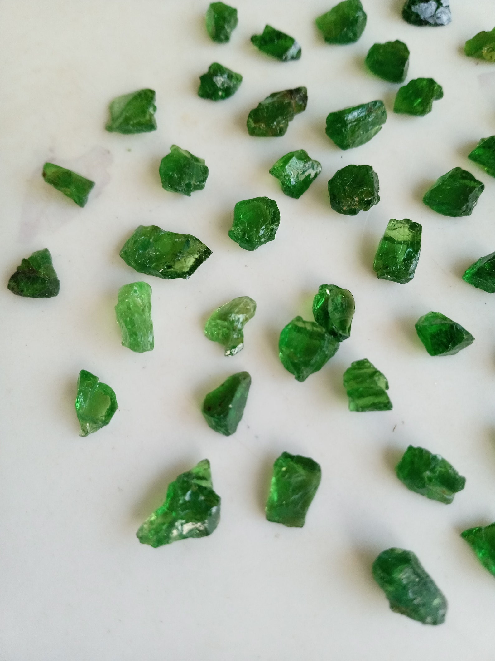 26.6GRAMS 50-55PCS Natural Tsavorite Green Grossular Garnet | Etsy
