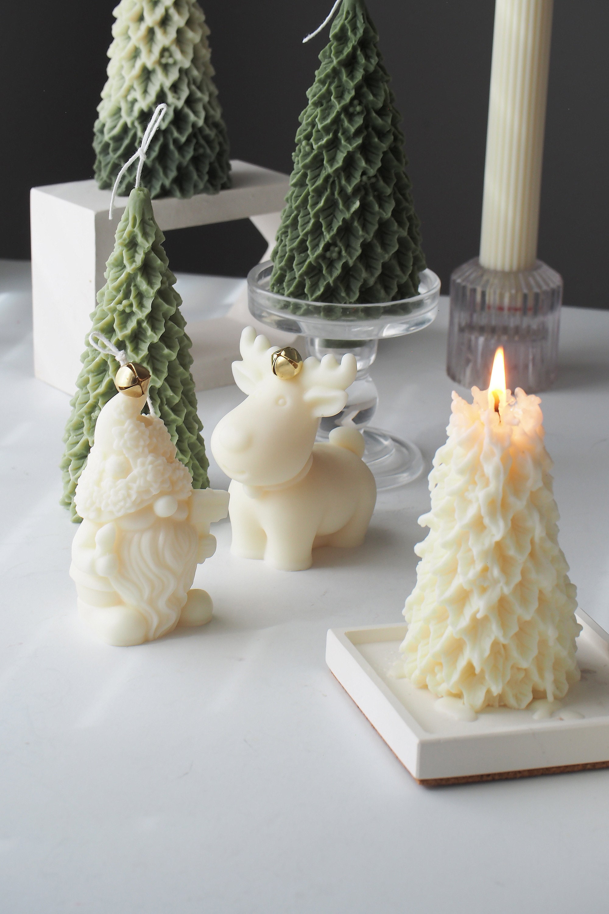 Handmade Soy & Beeswax Christmas Candle, Reindeer Gnome Decor - Etsy