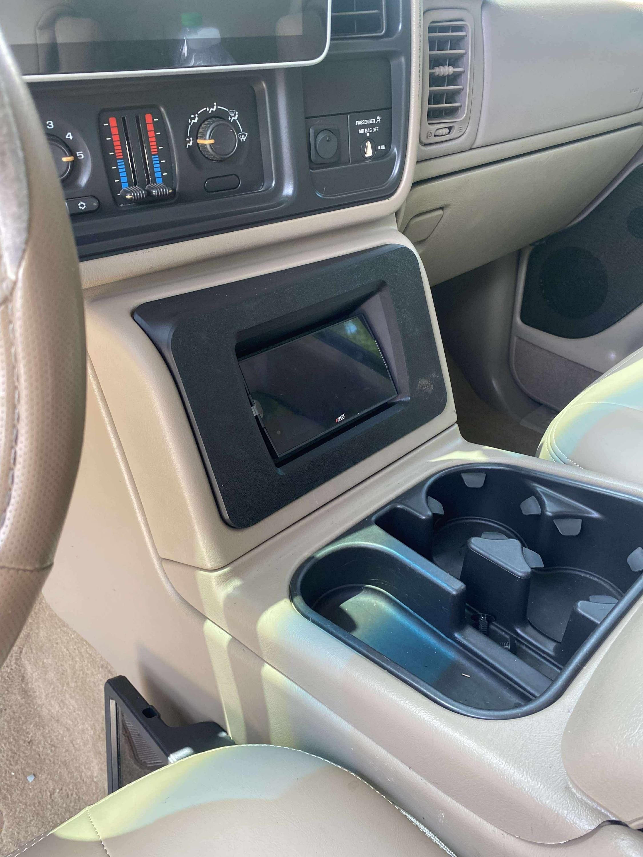 03-07 Chevrolet Silverado / GMC Sierra (NBS) Center Console Insert ...