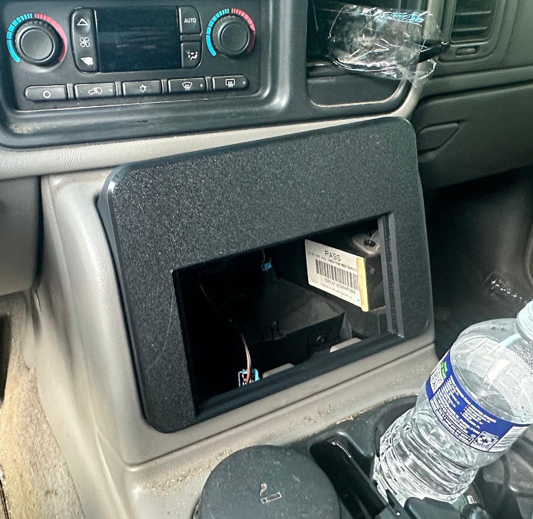 03-07 Chevrolet Silverado / GMC Sierra (NBS) Center Console Insert ...