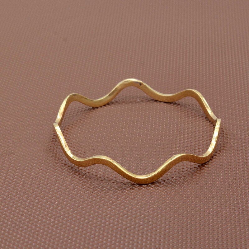 Wavy Bangle - Etsy