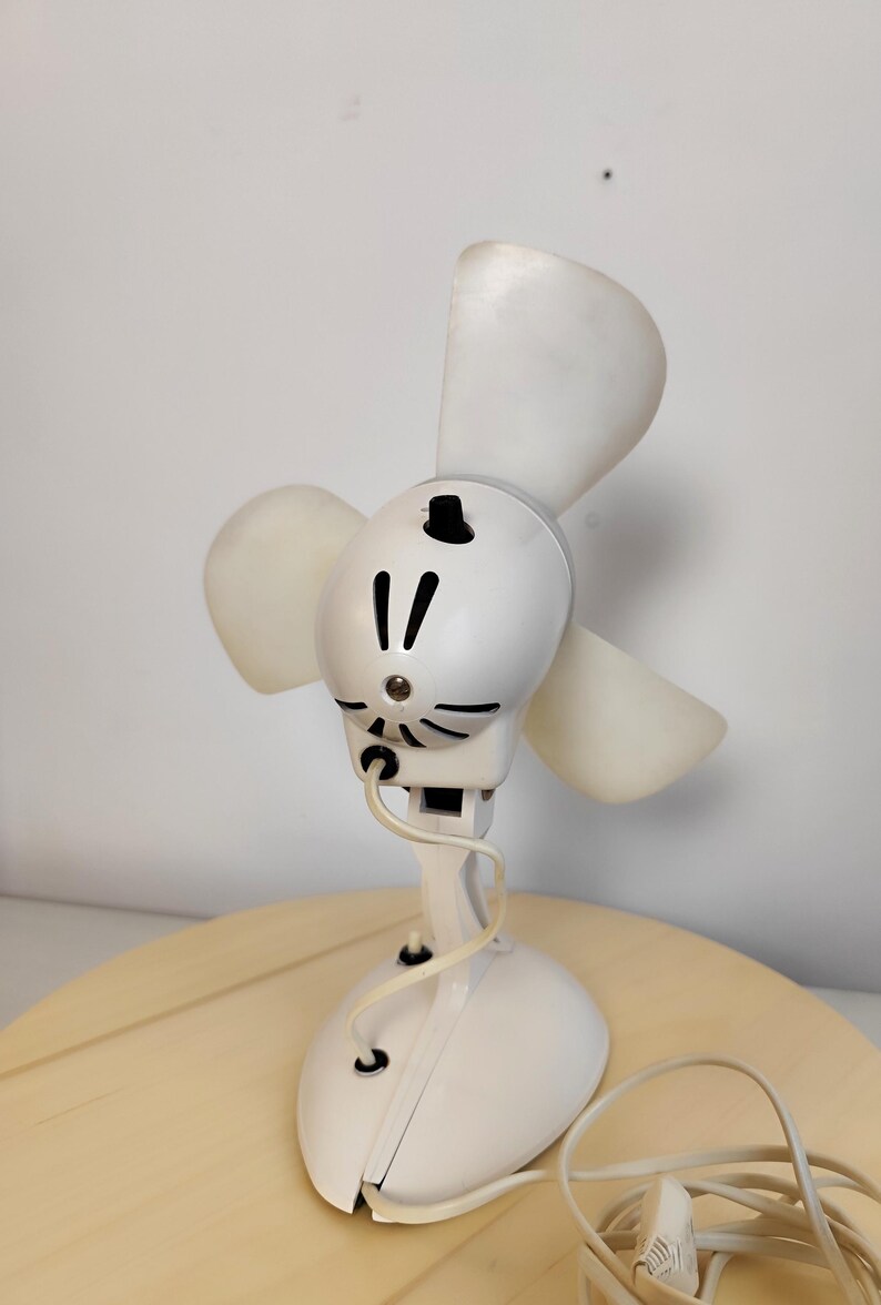 Desk Table Fan Loft Style, Vintage 1960s Desk Table Fan Ventilator ...