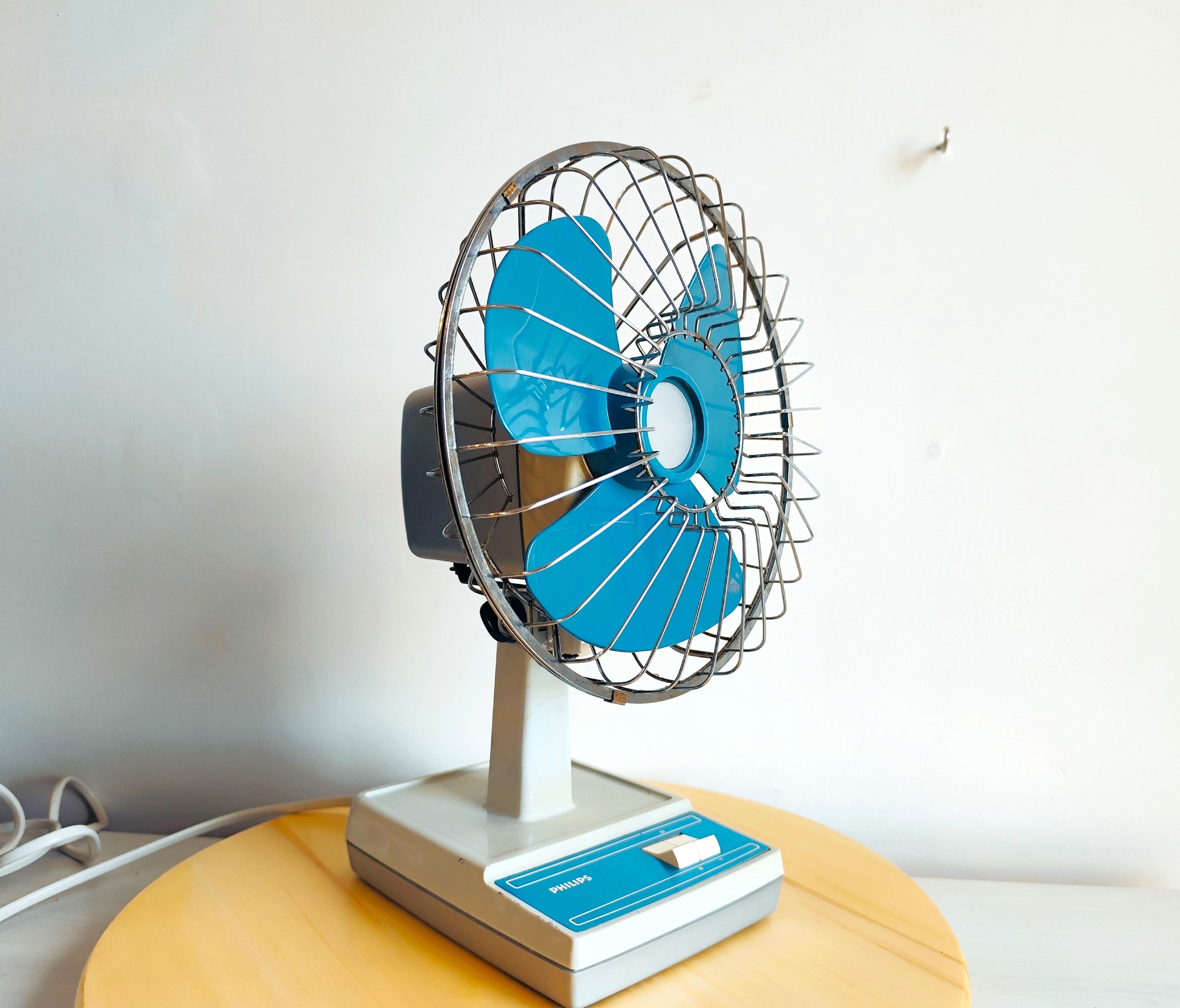 Vintage PHILIPS Table Fan, Blue and Silver, 1990s - Etsy