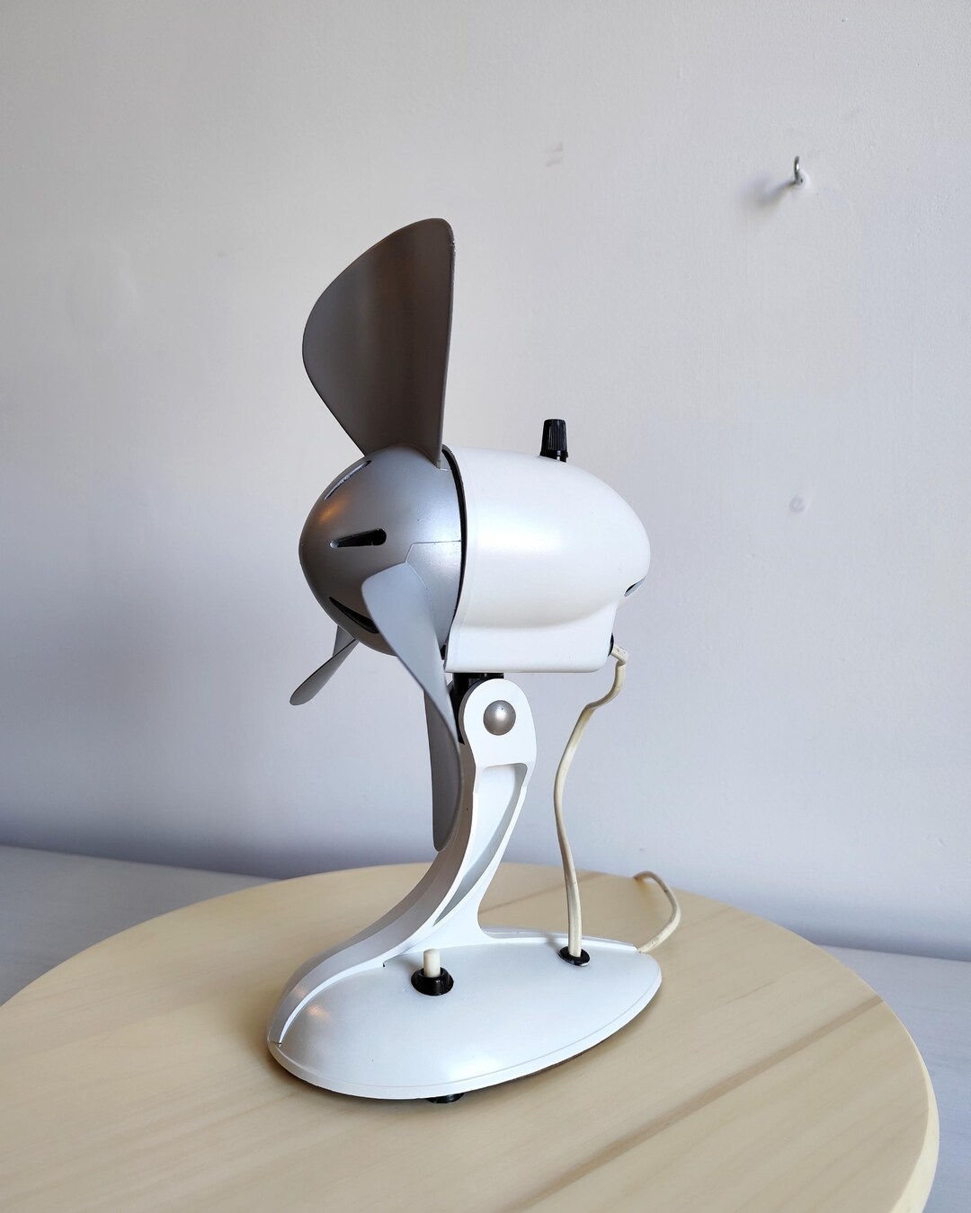 Desk Table Fan Loft Style, Vintage 1960s Desk Table Fan Ventilator ...