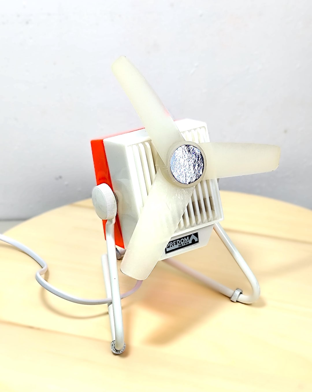 Vintage Predom Metrix Fan, Pastel Table Fan, Electric Fan, 1970s. - Etsy