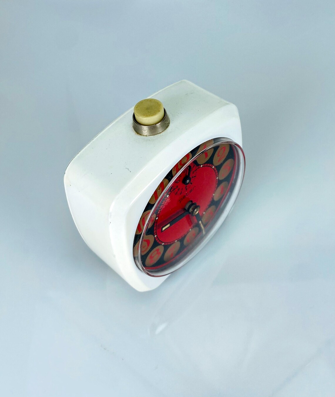 PETER Alarm Clock Trendy Red Dial, Metal, 70s Vintage - Etsy