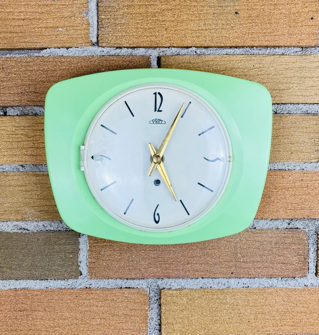 Art Deco Bauhaus Wall Clock - PRIM Clock - Rockabilly Kitchen Clock ...