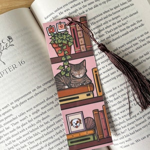 Bookshelf Cat Bookmark | Cute Stationary, Handmade, Book Stack, Bookish ...