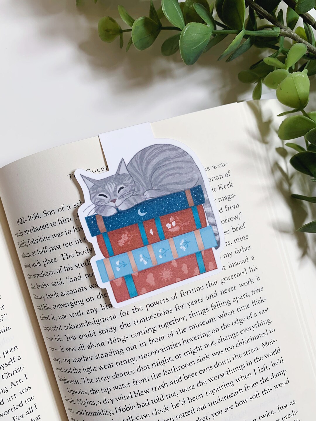 Gray Cat Magnetic Bookmark Cat, Book Stack, Bookish Gift, Bookworm ...