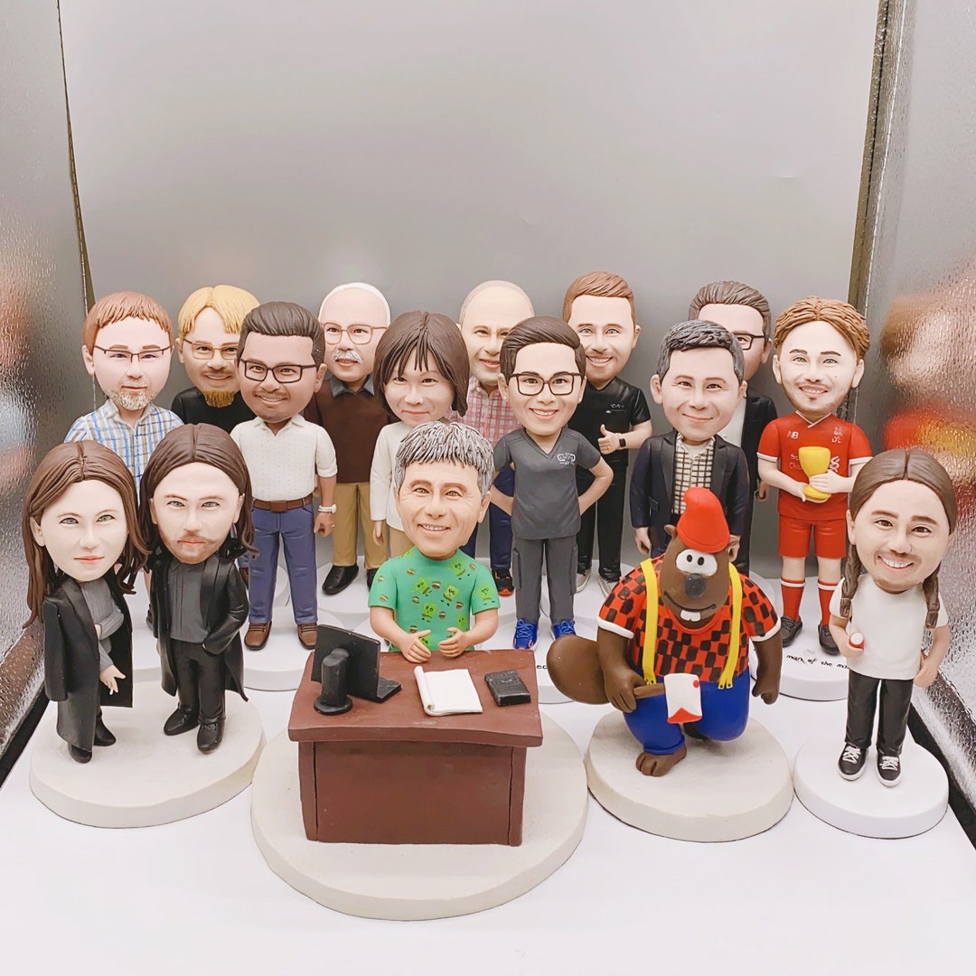 Custom Bobblehead，handcrafted Bobblehead ，personalized Bobbleheads，one ...