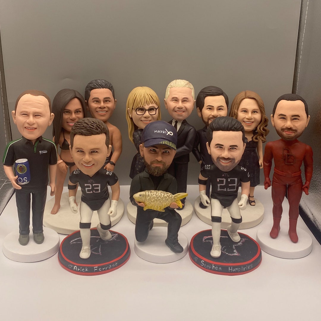 Custom Bobbleheads, Customise Your Own Bobbleheads, Personalised ...
