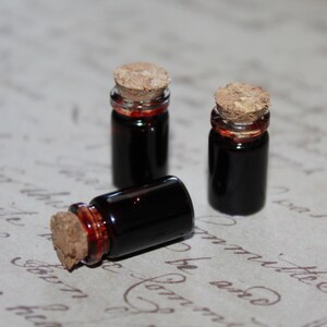 Mini Fake Blood Pathology Specimen Glass Vials. Arts, Crafts Forensic ...