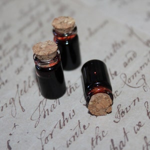 Mini Fake Blood Pathology Specimen Glass Vials. Arts, Crafts Forensic ...