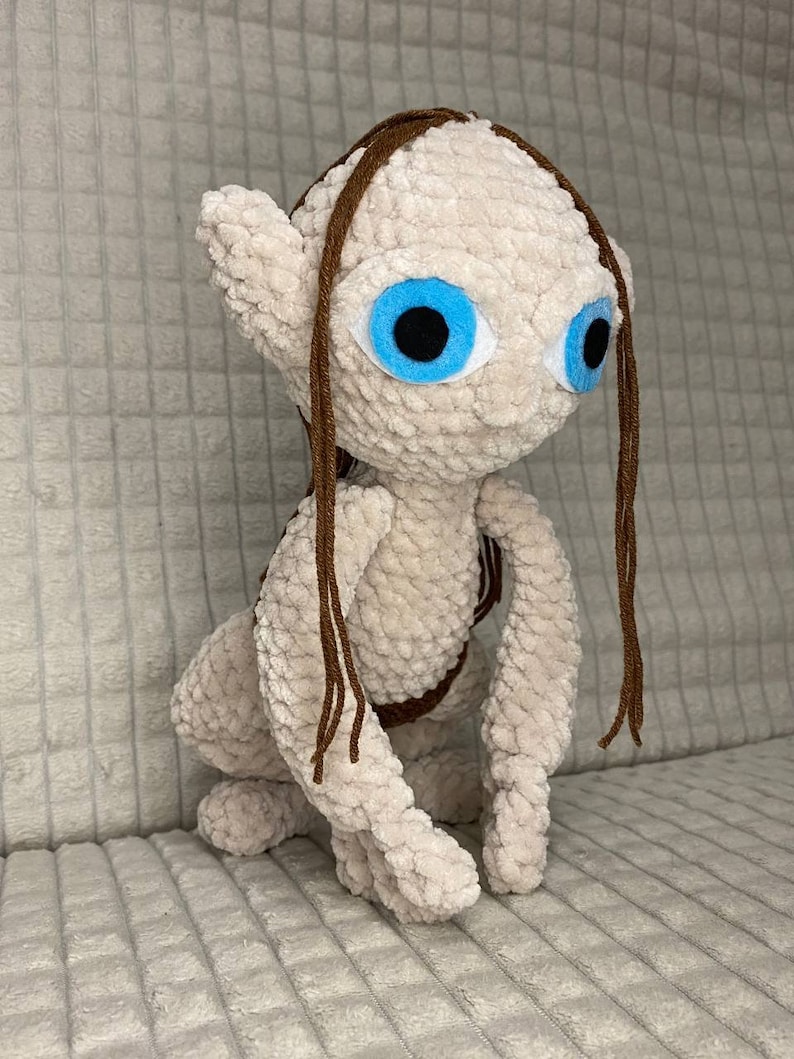 Crochet Pattern Gollum Doll Ring Obsessed Wretch Amigurumi Hobbit ...