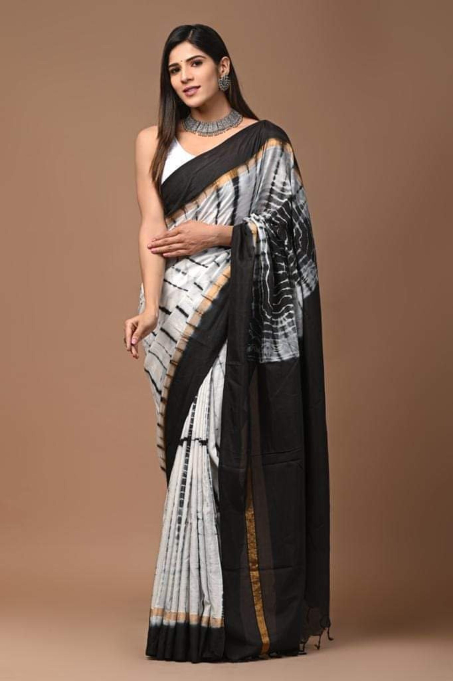 Beautiful Shibory Dye on Blended Silk With Blouse Piece Handloom Sari ...