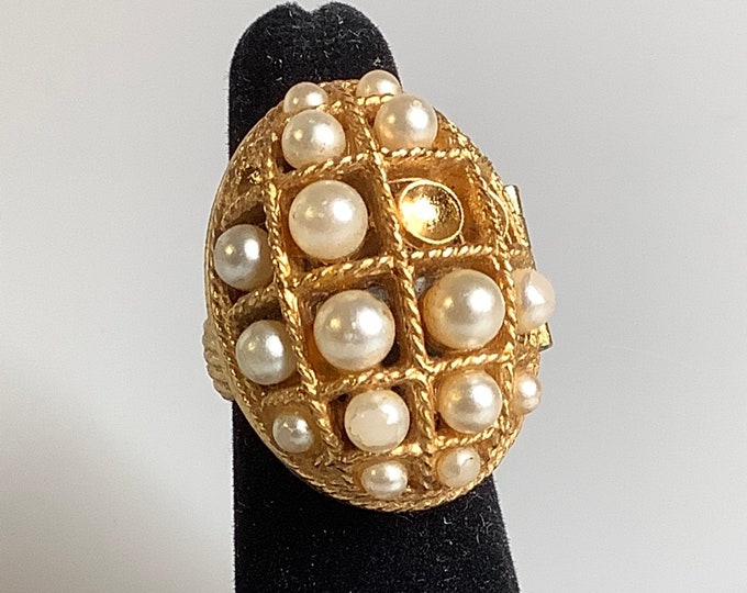 Vintage Style Locket Filled With Solid Perfume - Etsy