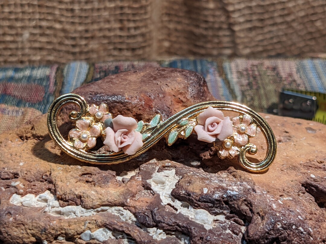 Vintage Pink Flower Brooch - Etsy