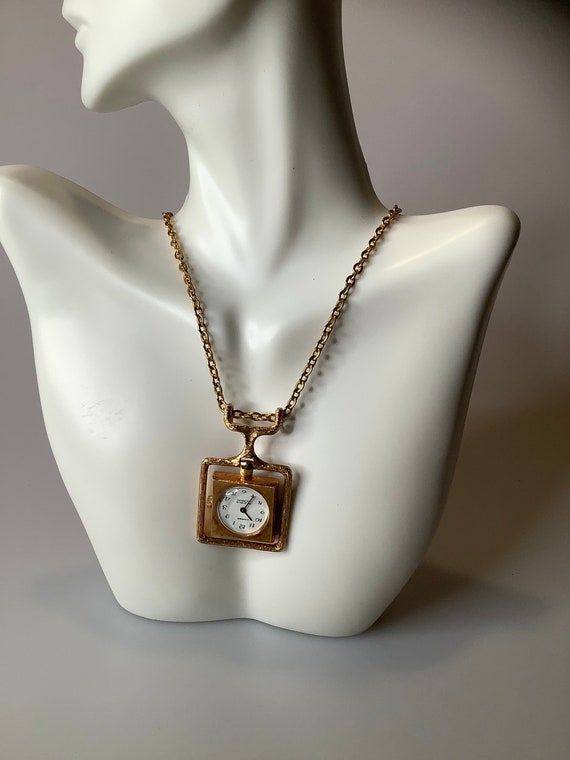 vintage la marquee - Gem