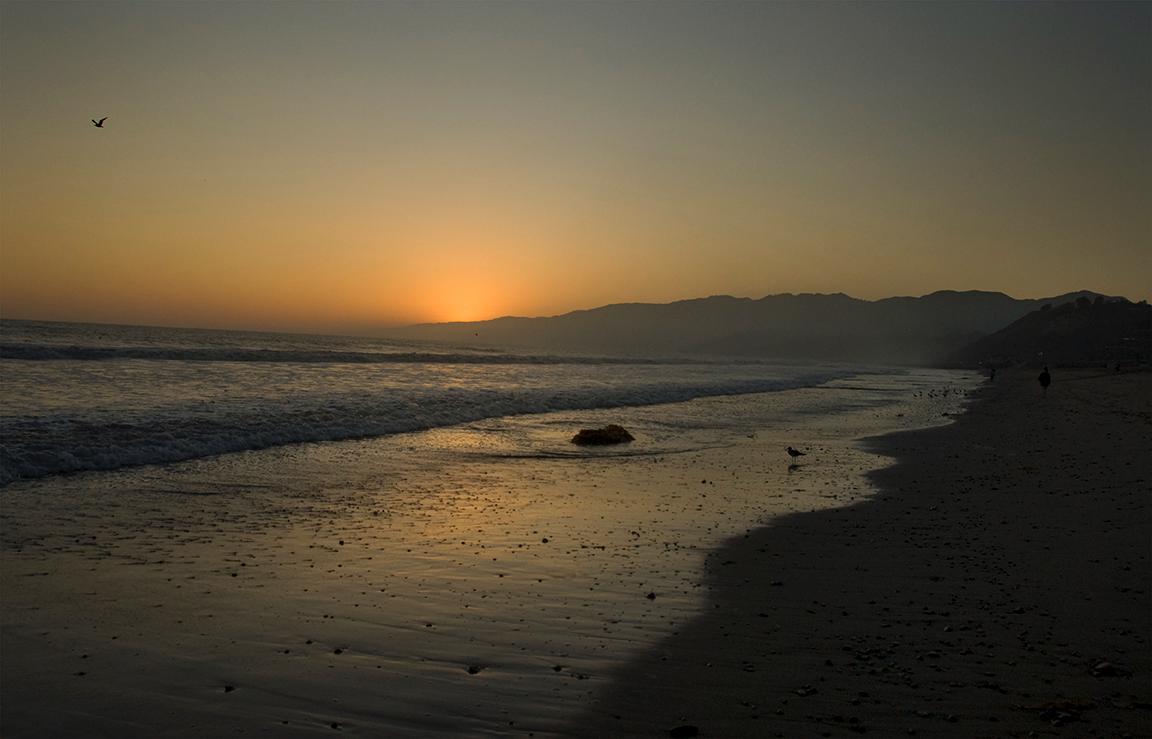 Sun Going Down off Behind Ponit Dume,california,sunset, Santa Monica ...