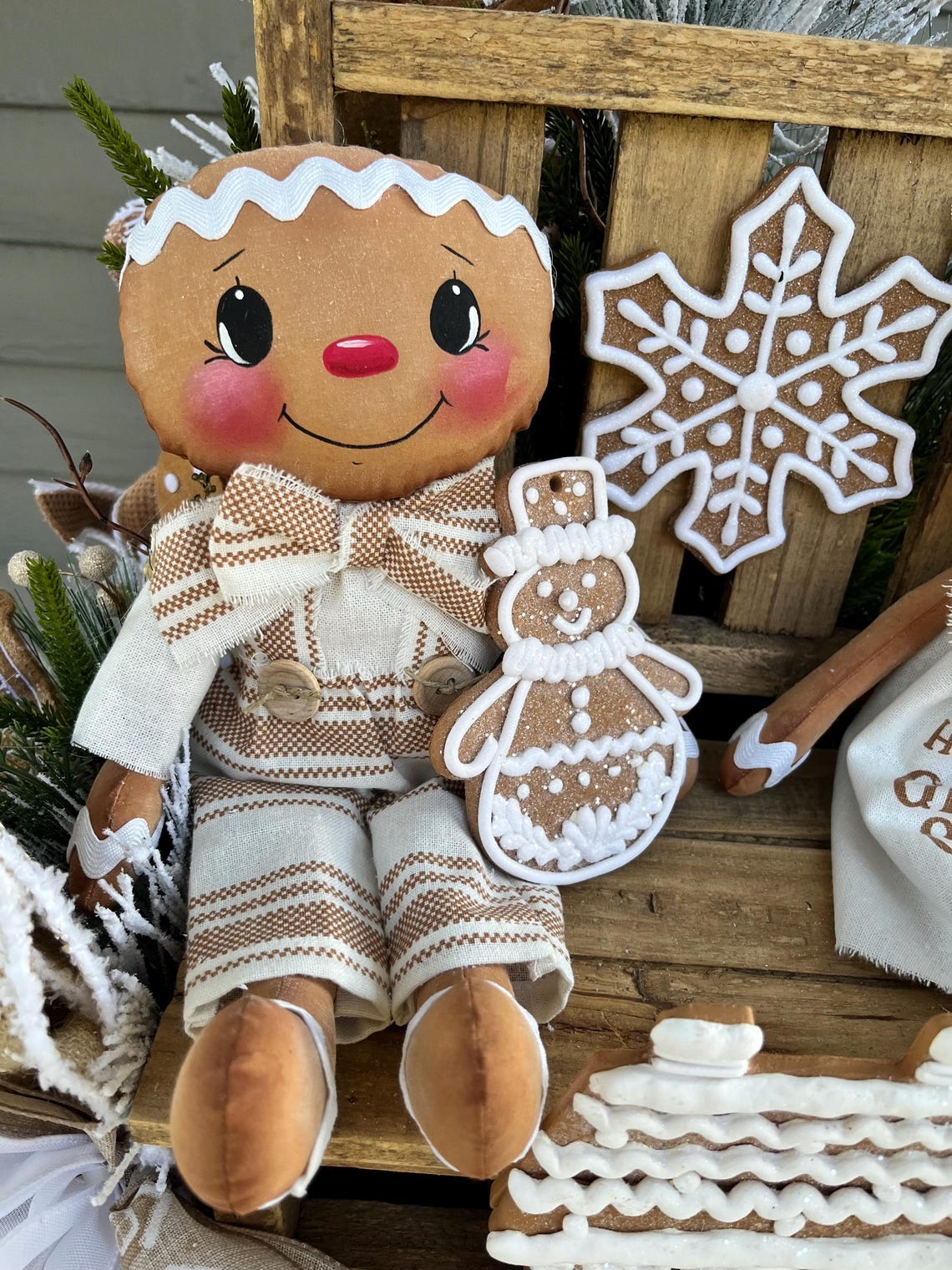 Handmade Gingerbread Christmas Centerpiece, Holiday Table Decor - Etsy