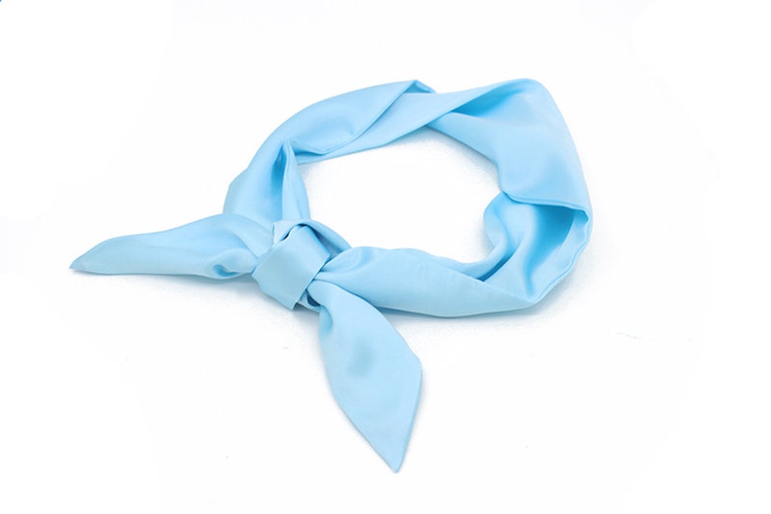 Foulard extra long et large en satin de soie à armatures|Tresse queue ...