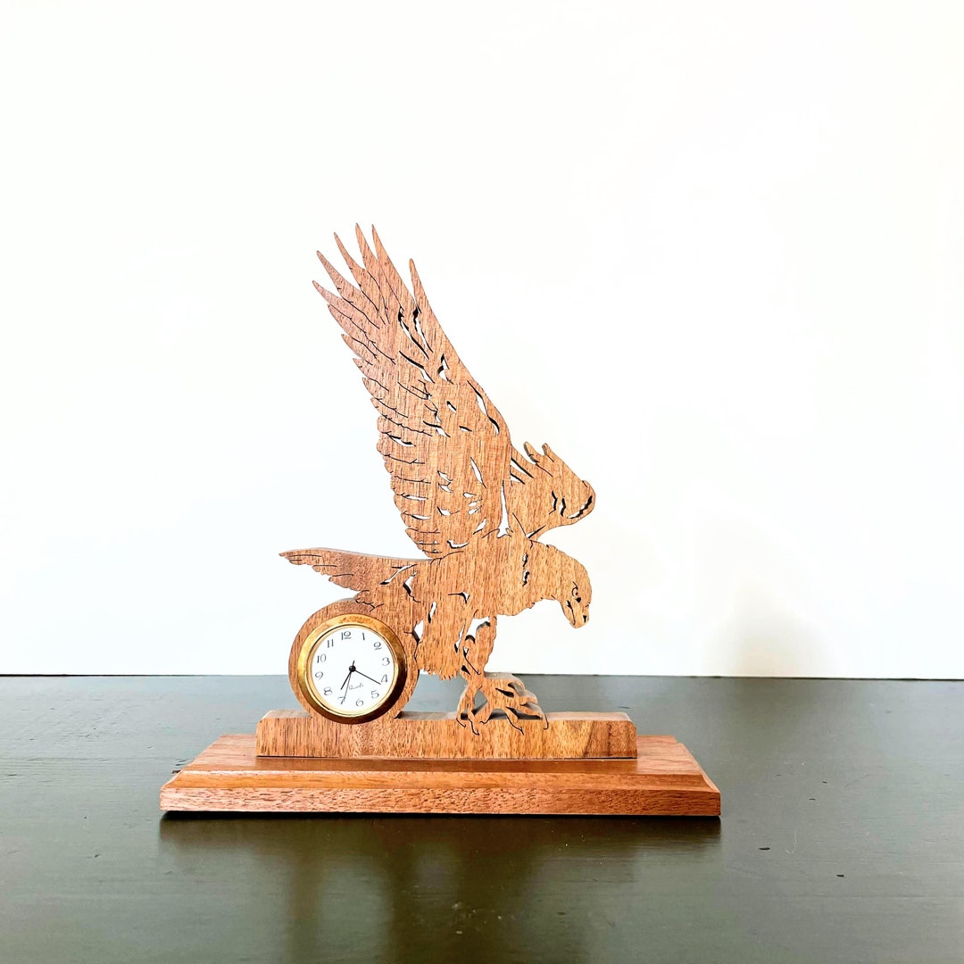A Vintage Laser Cut Wood Eagle Landing Clock | Oak Carved Clock ...